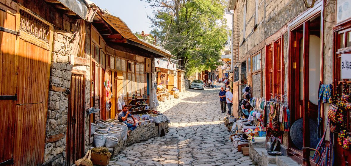 กิจกรรมน่าทำยอดนิยมในIsmailliประจำปี 2022 - คู่มือท่องเที่ยวIsmailli ...