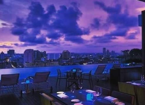 Axis Lounge At The DoubleTree By Hilton Melaka Reviews: Food & Drinks ...