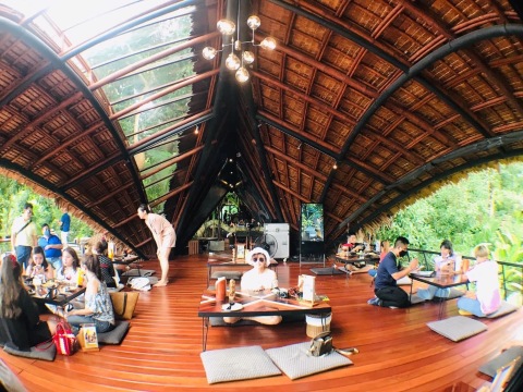 Three Monkeys Restaurant แลนด์มาร์คใหม่ภูเก็ต | Trip.com ภูเก็ต