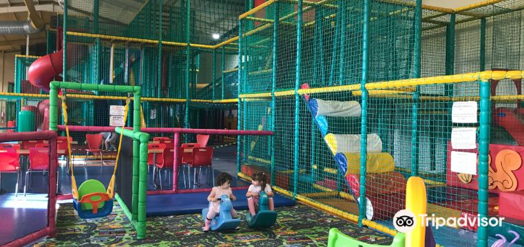 Friday Bridge Travel Guide 2023 - Things to Do, What To Eat & Tips ...