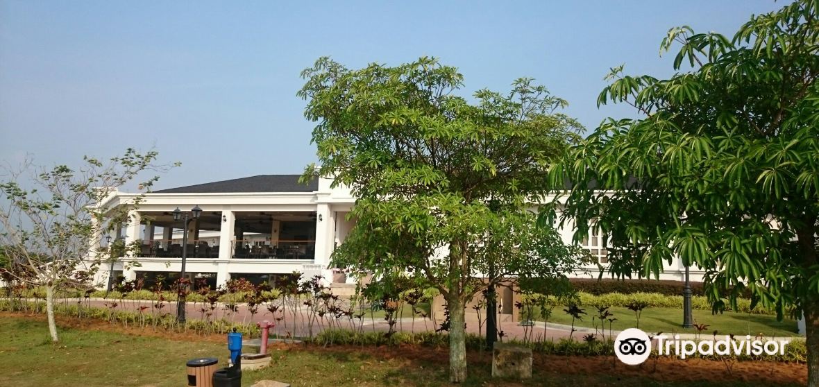 Bandar Baru Enstek Travel Guide 2023 - Things to Do, What To Eat & Tips ...