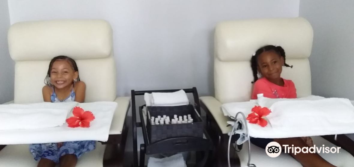 Kew Town Settlement Travel Guide 2023 - Things to Do, What To Eat ...