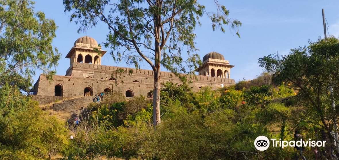 Mandav Travel Guide 2023 - Things to Do, What To Eat & Tips | Trip.com