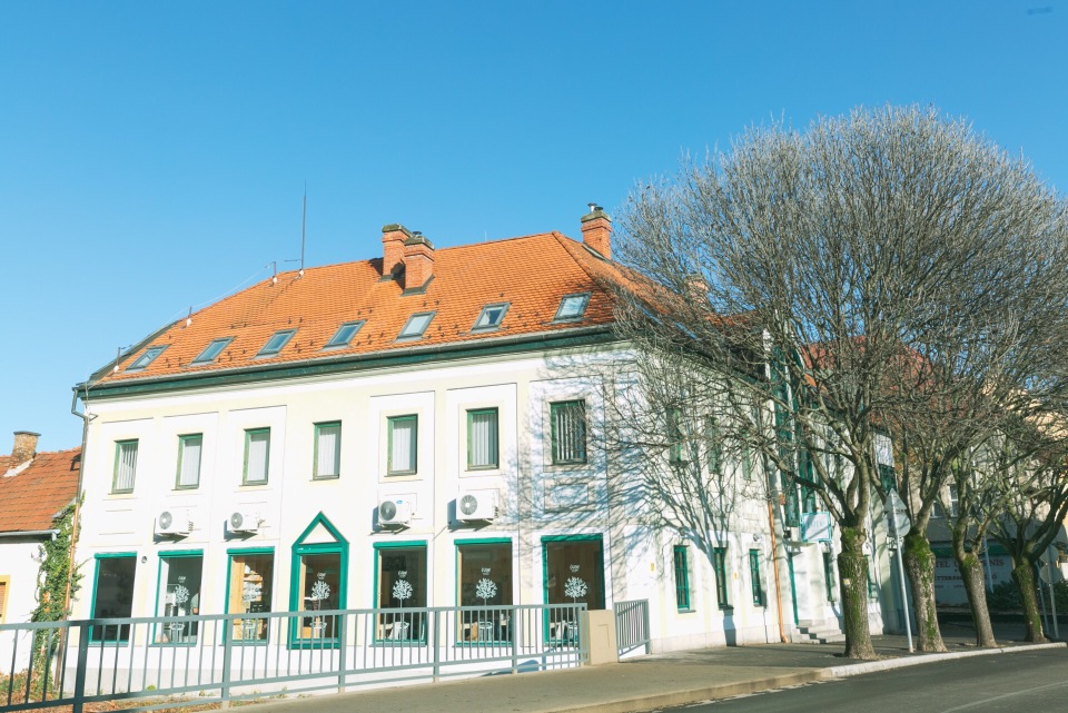 Egri 2022 Top Things to Do - Egri Travel Guides - Top Recommended Egri ...