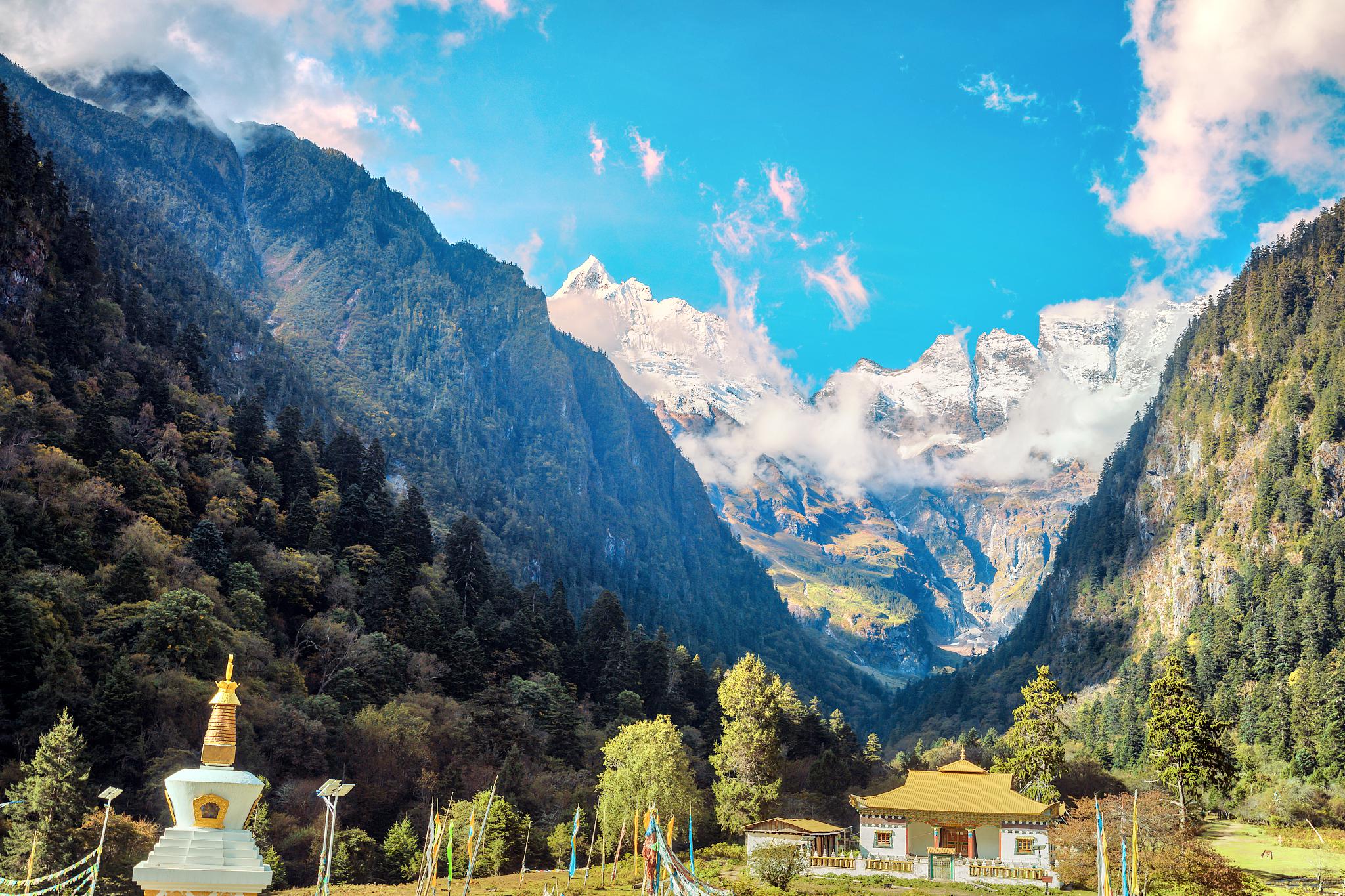 Top Travel Destinations in Deqin: Best 10 Day Deqin Itinerary - Trip.com