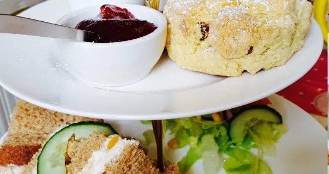 Mad Hatters restaurants, addresses, phone numbers, photos, real user ...