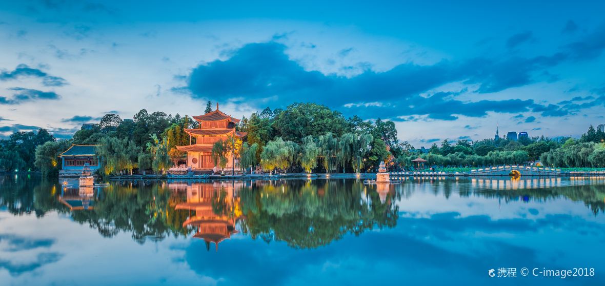 絶対に行くべき昆明の観光スポット | トリップドットコム